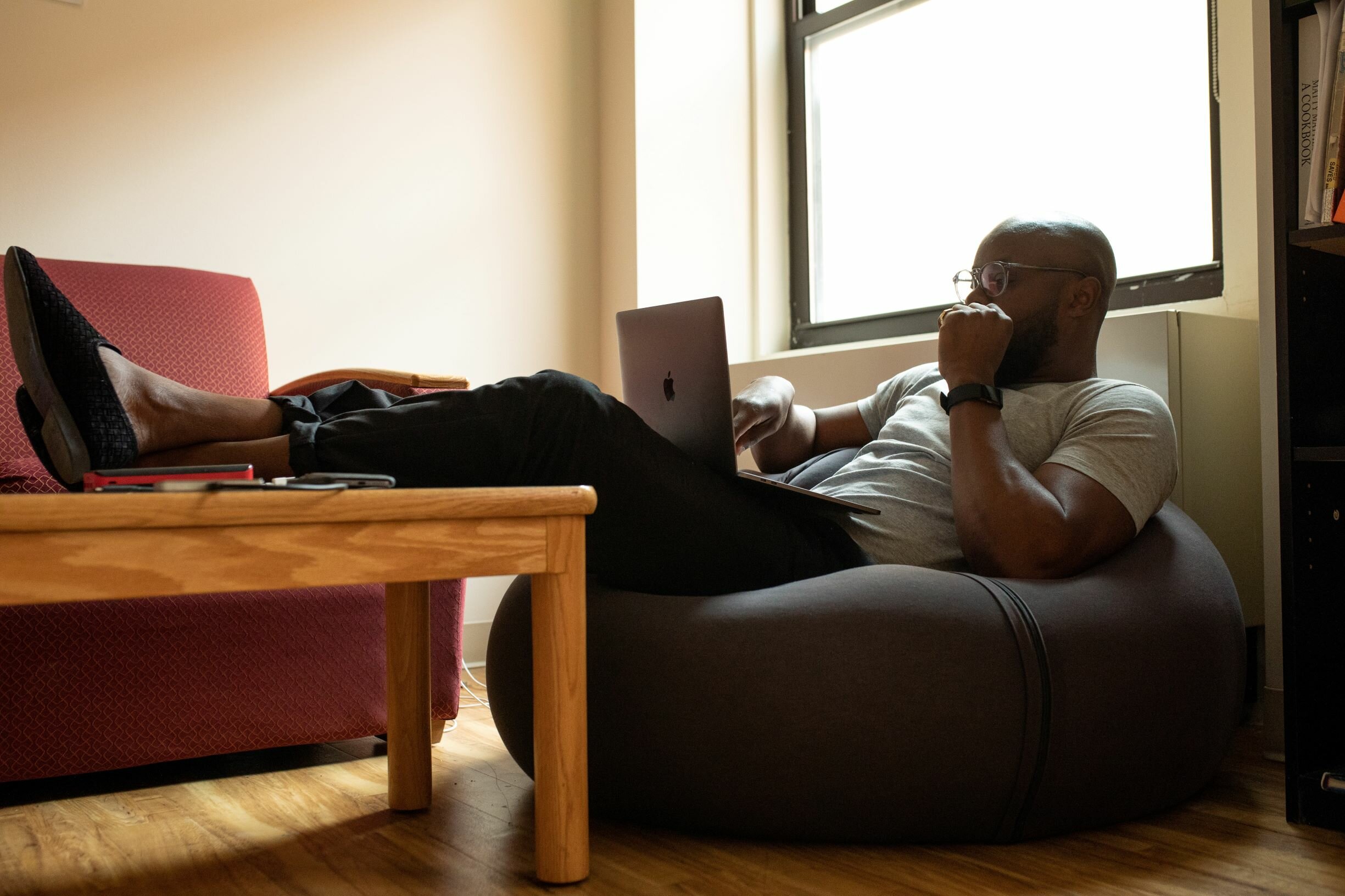 Why Reduced Screen Time is Good for Your Mental Health BRC Healthcare